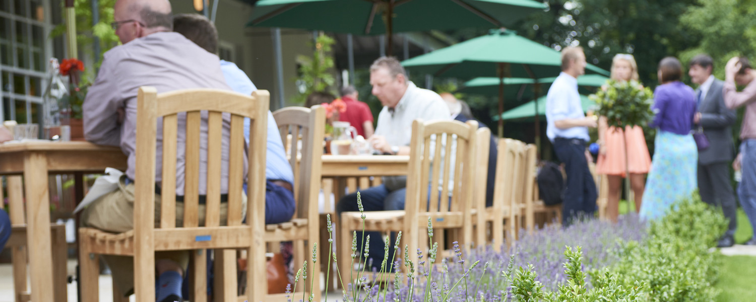 Fresh Food & Cask Ales - The Prae Wood Arms, St Albans