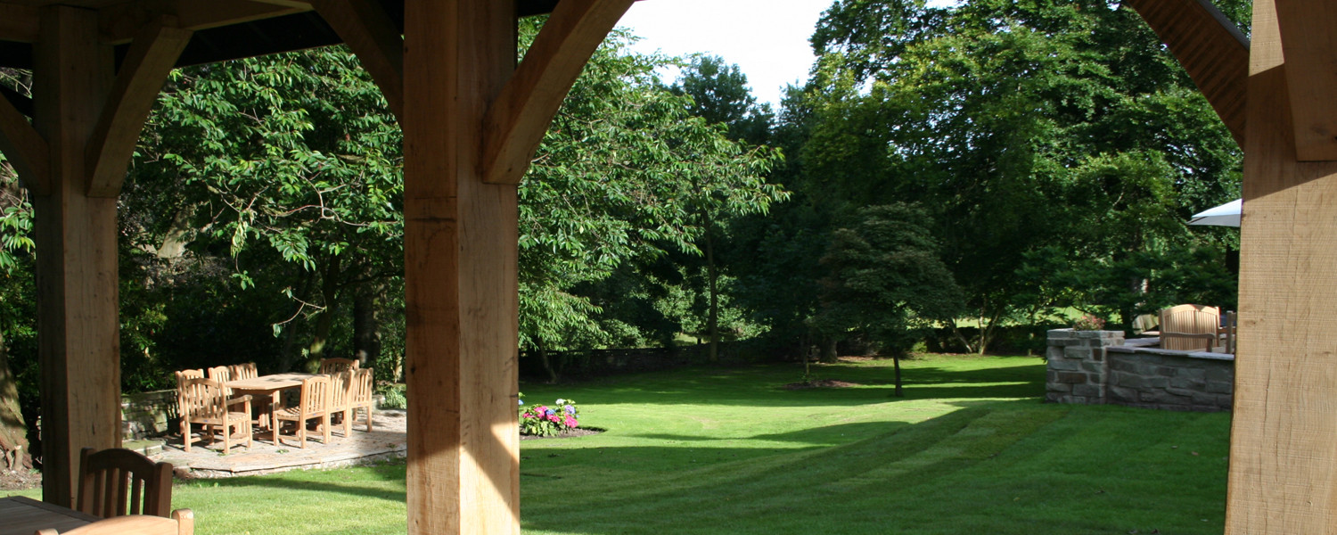 Fresh Food & Cask Ales - Sutton Hall, Macclesfield