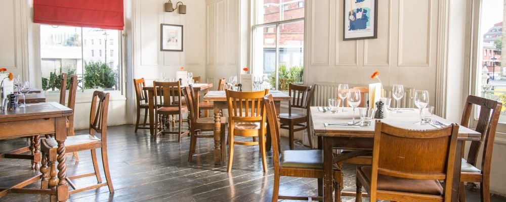 Fresh Food & Craft Ales - The Queens Arms, Pimlico