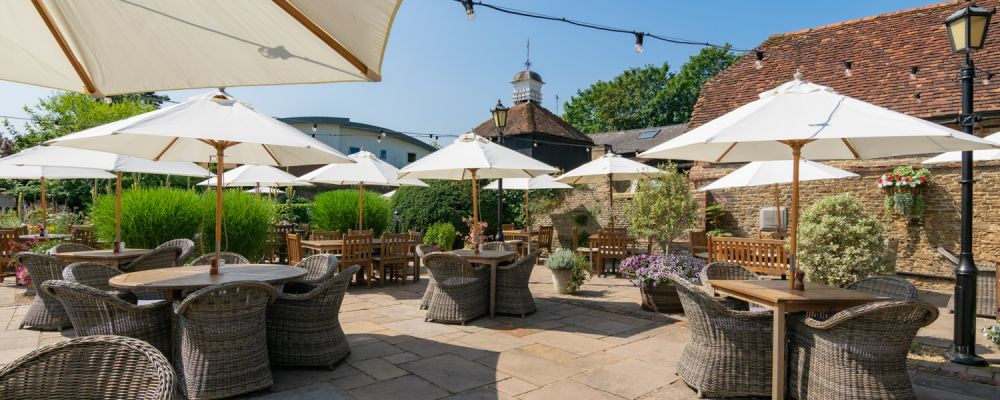 Fresh Food & Cask Ales - The Refectory, Godalming