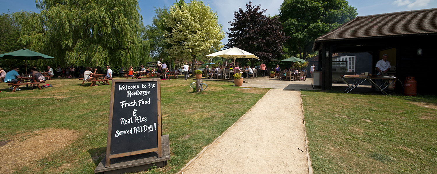 Fresh Food & Cask Ales - The Rowbarge, Woolhampton