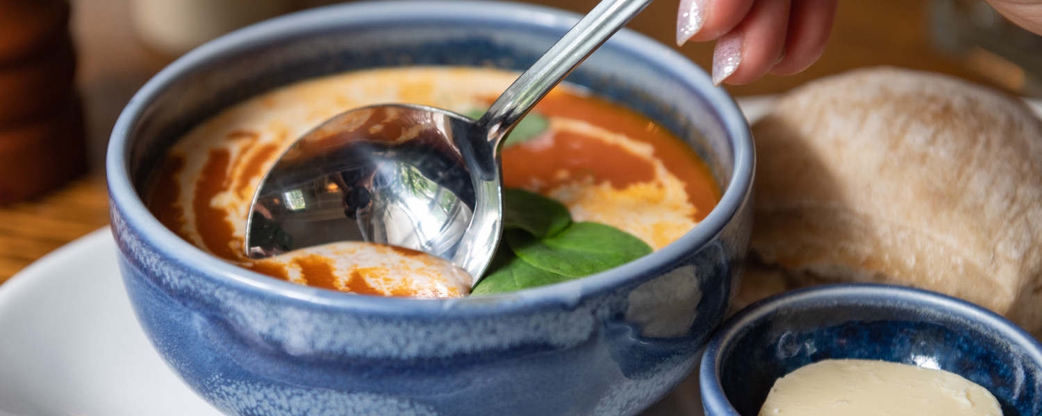 Fresh Food & Cask Ales - The Prae Wood Arms, St Albans