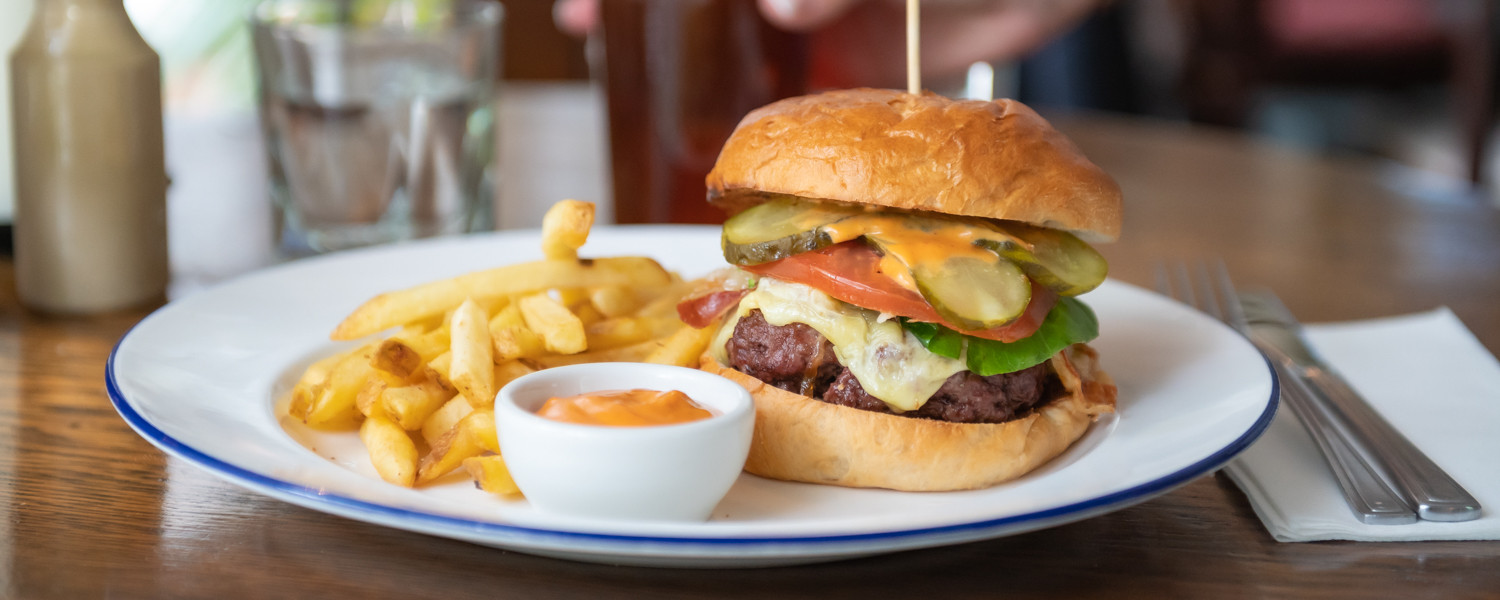 Fresh Food & Cask Ales - The Prae Wood Arms, St Albans